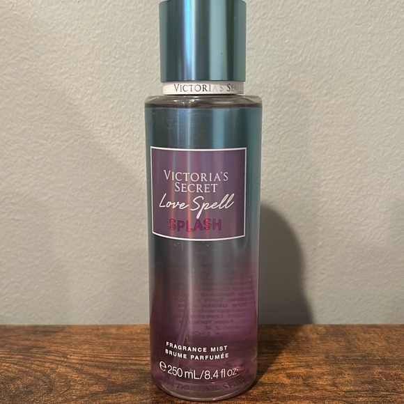 Victoria's Secret | Other | Victorias Secret Love Spell Splash Body ...